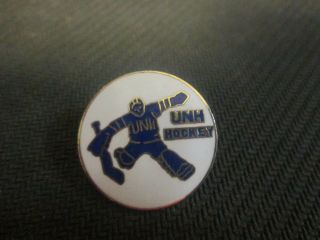VINTAGE UNH HOCKEY UNIVERSITY OF HAMPSHIRE WILDCATS - GOALIE PIN ...