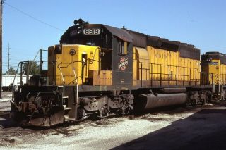 ORG SLIDE CNW 6915 SD40 - 2 ORG PAINT | #28620207