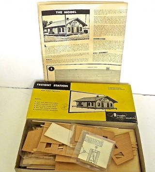 Vintage Alexander Scale Models RS - 622 York Central Freight Station ...