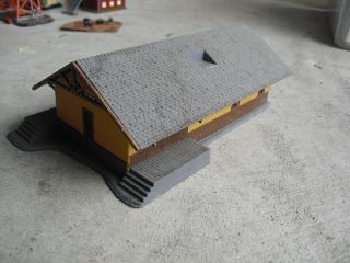 Vintage HO Scale Pola Train Passenger Station Building LOOK | #59428166